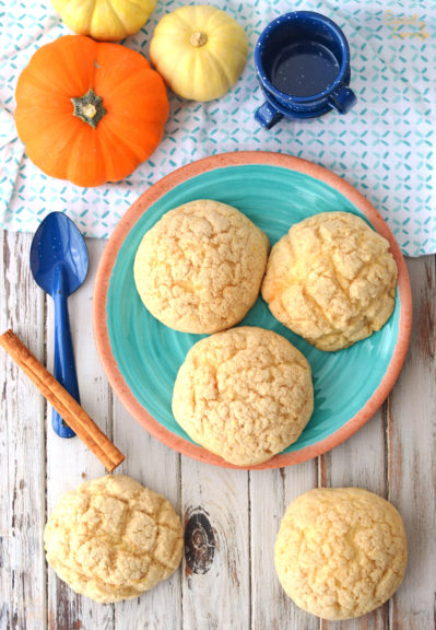 Pumpkin & Cinnamon Mexican Conchas- Conchas de Calabaza y Canela ...