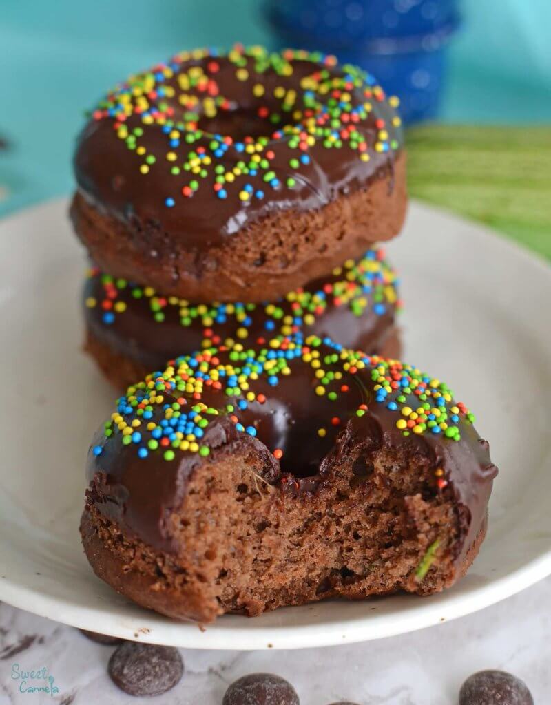 Chocolate & Zucchini Donuts – Donas de Chocolate y Calabacita » Sweet Cannela
